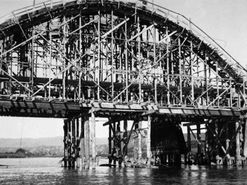 Palmerston North City Library | The Front Line WWII photo exhibition